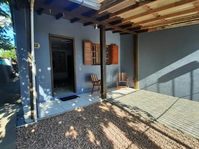 Casa / Sobrado para Venda em Sapucaia do Sul/RS Ipiranga 4 Quartos