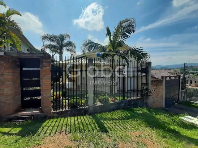 Casa / Sobrado para Venda em Sapiranga/RS Centenário 3 Quartos