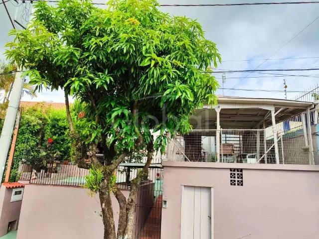 Casa / Sobrado para Venda em Sapiranga/RS Centro 4 Quartos
