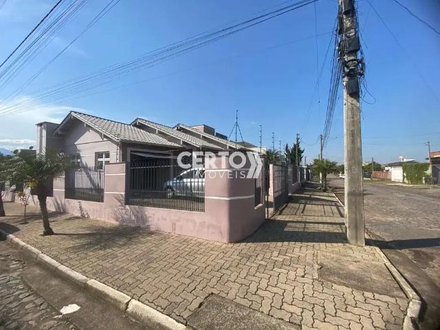 Casa / Sobrado para Venda em Sapiranga/RS Floresta 2 Quartos