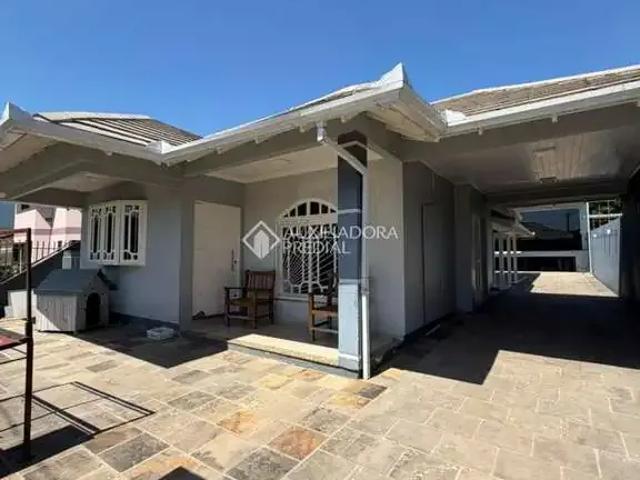 Casa / Sobrado para Venda em Sapiranga/RS Industrial 3 Quartos