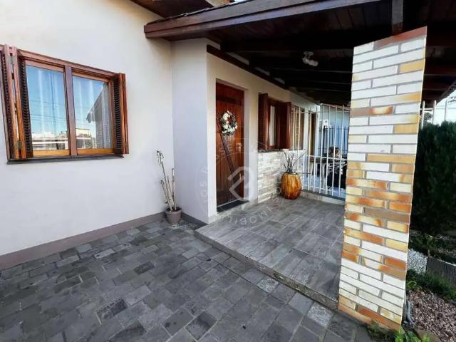 Casa / Sobrado para Venda em Sapiranga/RS São Luiz 2 Quartos