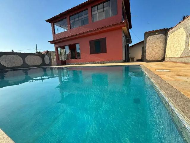 Casa / Sobrado para Venda em Saquarema/RJ Vilatur 3 Quartos