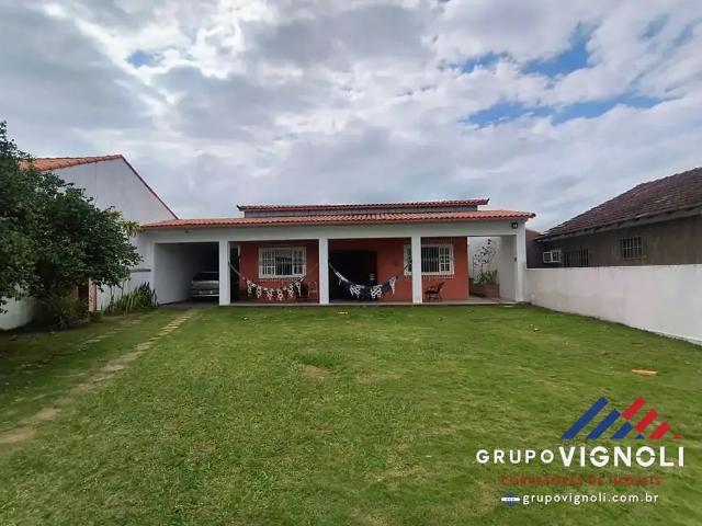 Casa / Sobrado para Venda em Saquarema/RJ Gravatá 4 Quartos