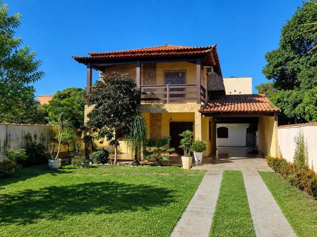 Casa / Sobrado para Venda em Saquarema/RJ Jaconé Sampaio Correia 4 Quartos