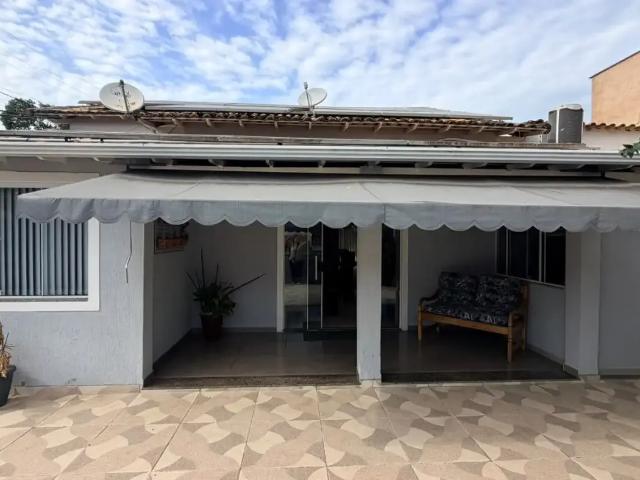 Casa / Sobrado para Venda em Saquarema/RJ Porto da Roça I 5 Quartos