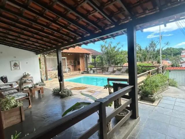 Casa / Sobrado para Venda em Saquarema/RJ Porto Novo 3 Quartos