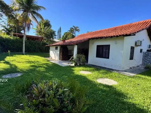 Casa / Sobrado para Venda em Saquarema/RJ Porto Novo 3 Quartos