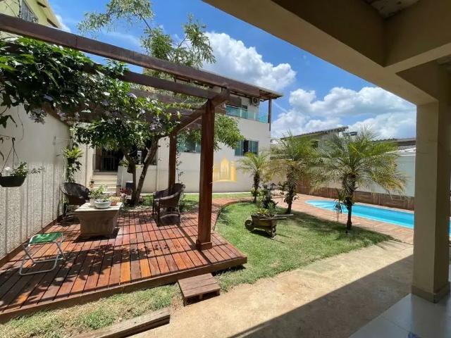 Casa / Sobrado para Venda em Sarzedo/MG Santa Rosa 5 Quartos