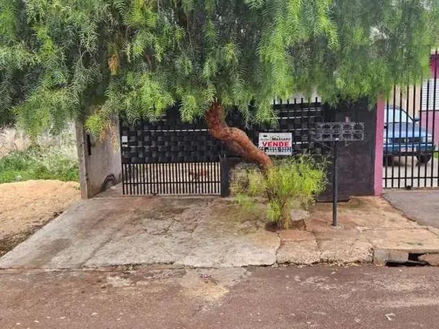 Casa / Sobrado para Venda em Sarandi/PR Jardim Ouro Verde III 3 Quartos
