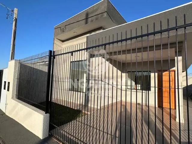 Casa / Sobrado para Venda em Sarandi/PR Jardim dos Ipês 3 Quartos