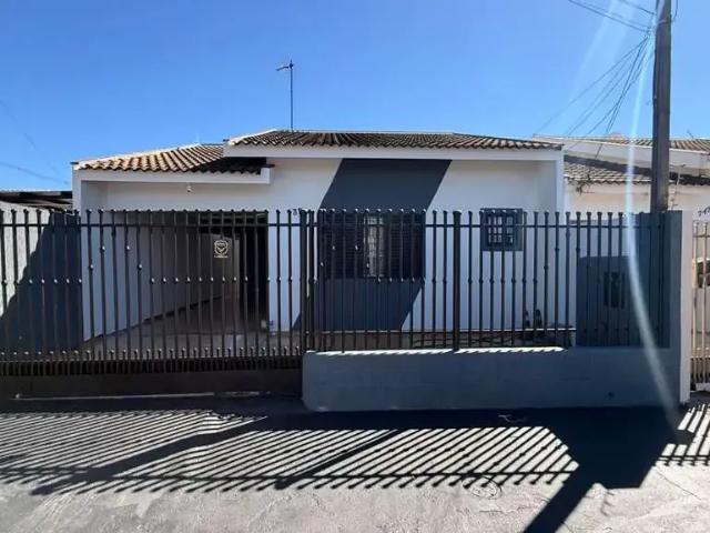 Casa / Sobrado para Venda em Sarandi/PR Jardim Independência II 3 Quartos