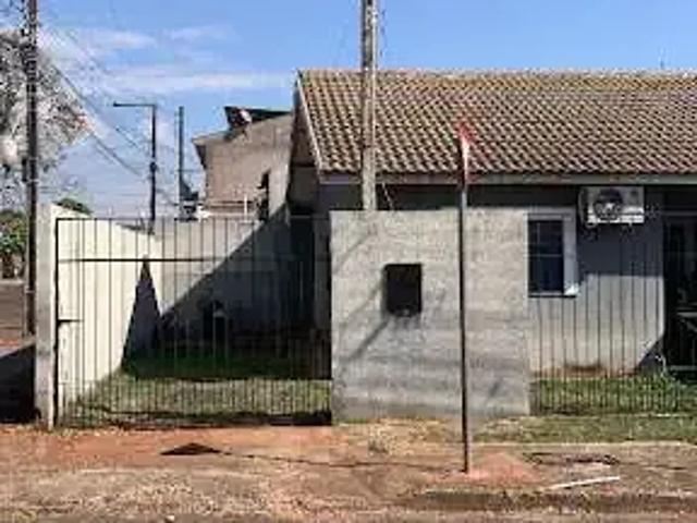 Casa / Sobrado para Venda em Sarandi/PR Jardim Universal 2 Quartos