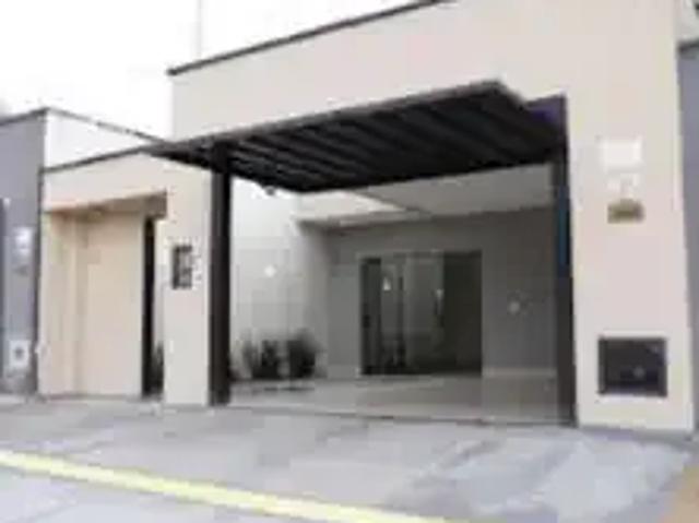 Casa / Sobrado para Venda em Senador Canedo/GO Bairro das Indústrias 3 Quartos