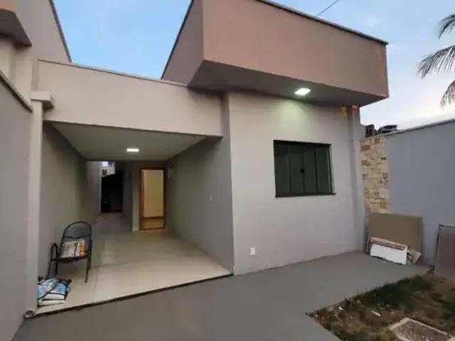 Casa / Sobrado para Venda em Senador Canedo/GO Jardim das Oliveiras 3 Quartos