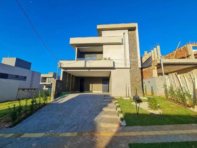 Casa / Sobrado para Venda em Senador Canedo/GO Jardins Capri 3 Quartos