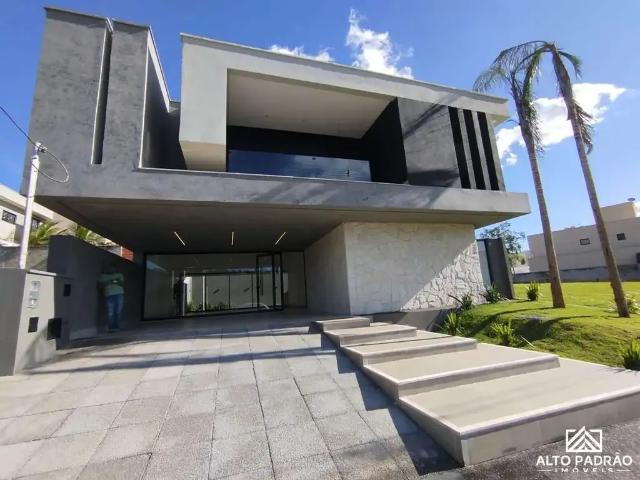 Casa / Sobrado para Venda em Senador Canedo/GO Jardins Capri 4 Quartos