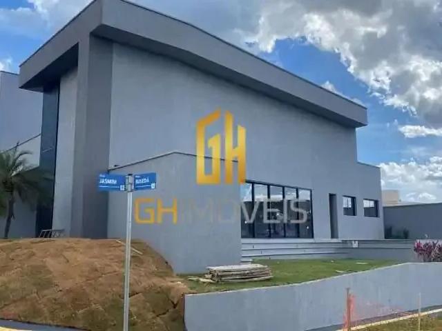 Casa / Sobrado para Venda em Senador Canedo/GO Jardins Capri 4 Quartos