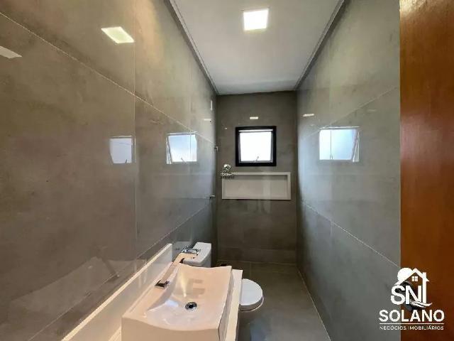 Casa / Sobrado para Venda em Senador Canedo/GO Jardins Bolonha 4 Quartos