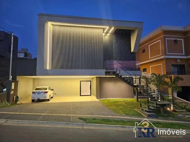 Casa / Sobrado para Venda em Senador Canedo/GO Jardins Bolonha 4 Quartos