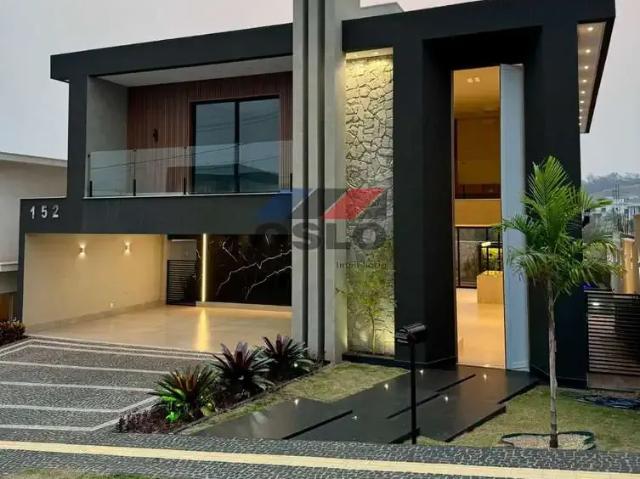 Casa / Sobrado para Venda em Senador Canedo/GO Jardins Bolonha 4 Quartos