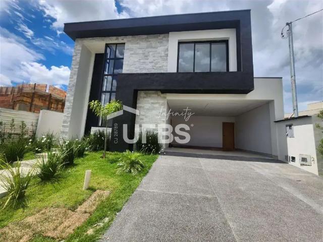 Casa / Sobrado para Venda em Senador Canedo/GO Jardins Bolonha 4 Quartos