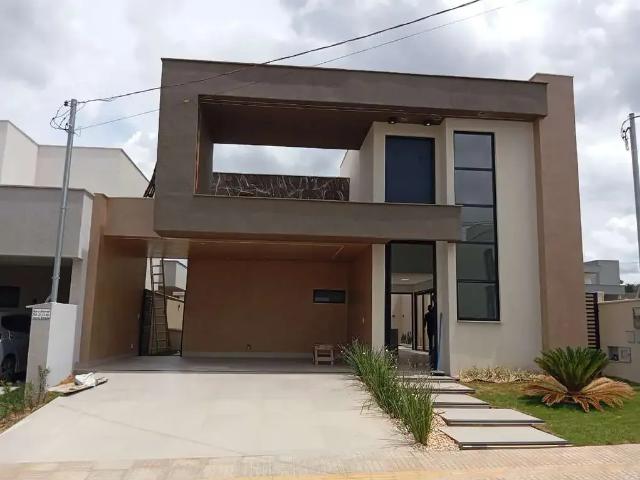 Casa / Sobrado para Venda em Senador Canedo/GO Jardins Bolonha 3 Quartos