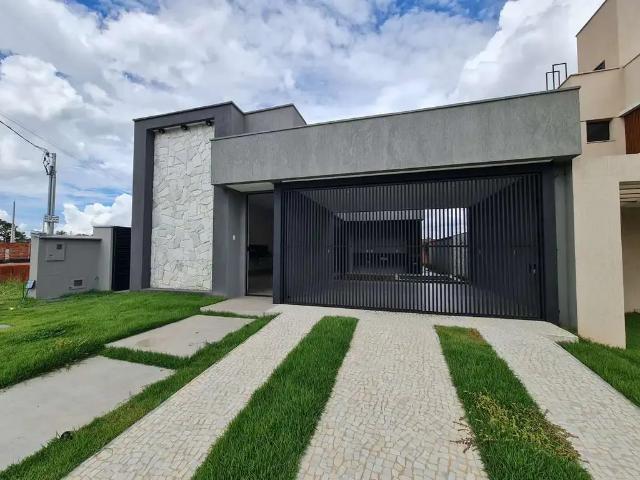 Casa / Sobrado para Venda em Senador Canedo/GO Jardins Bolonha 3 Quartos