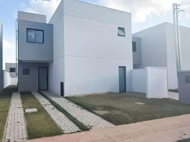 Casa / Sobrado para Venda em Senador Canedo/GO Jardins Berlim 4 Quartos