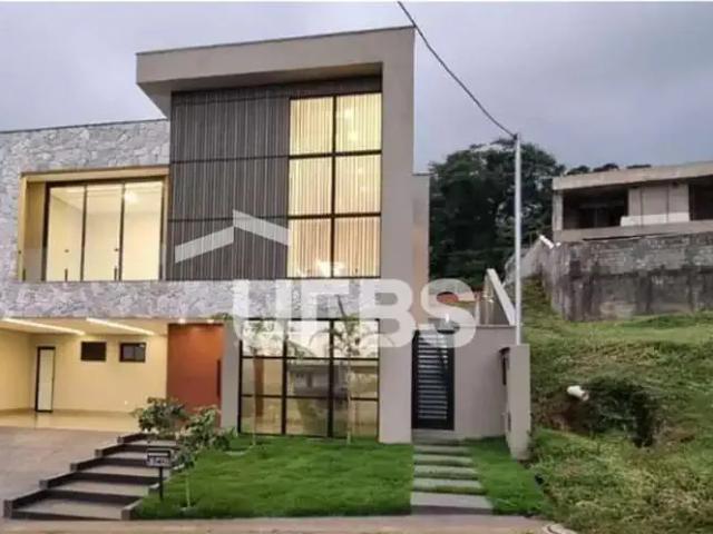 Casa / Sobrado para Venda em Senador Canedo/GO Jardins Nápoles 4 Quartos
