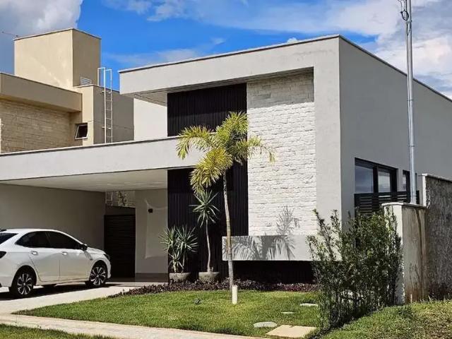 Casa / Sobrado para Venda em Senador Canedo/GO Jardins Nápoles 3 Quartos