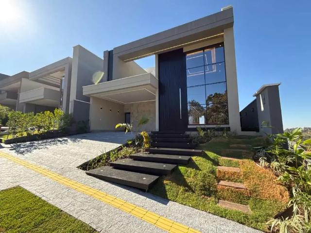 Casa / Sobrado para Venda em Senador Canedo/GO Jardins Nápoles 3 Quartos