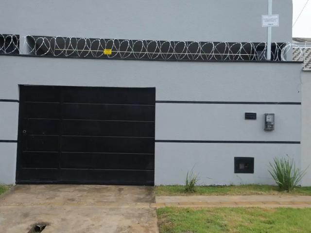 Casa / Sobrado para Venda em Senador Canedo/GO Residencial Buriti 3 Quartos