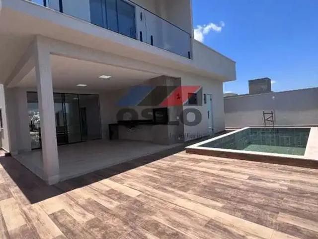 Casa / Sobrado para Venda em Senador Canedo/GO Residencial Condomínio Jardim Veneza 4 Quartos
