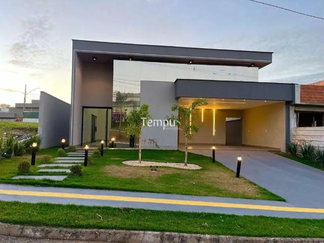 Casa / Sobrado para Venda em Senador Canedo/GO Residencial Condomínio Jardim Veneza 3 Quartos