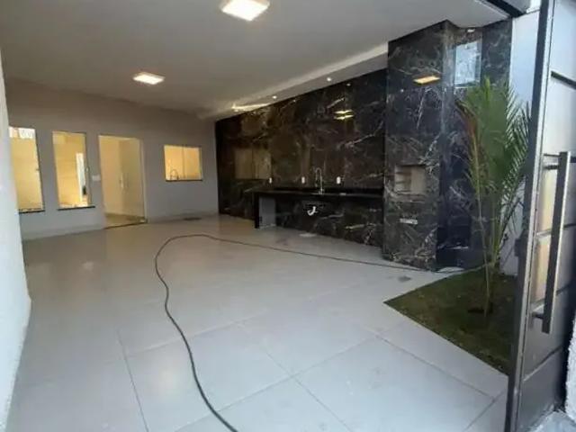 Casa / Sobrado para Venda em Senador Canedo/GO Residencial Flor do Ipê II 3 Quartos