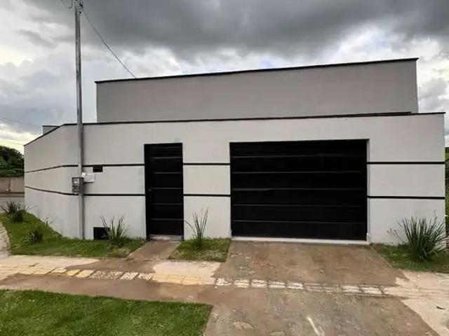 Casa / Sobrado para Venda em Senador Canedo/GO Residencial Flor do Ipê II 3 Quartos