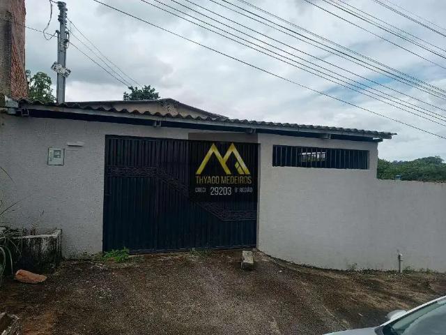 Casa / Sobrado para Venda em Senador Canedo/GO Setor Central 3 Quartos