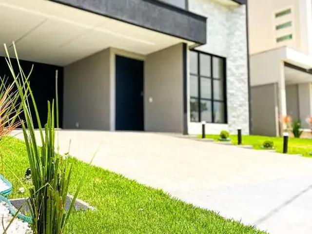 Casa / Sobrado para Venda em Senador Canedo/GO Terras Alpha Residencial 1 4 Quartos