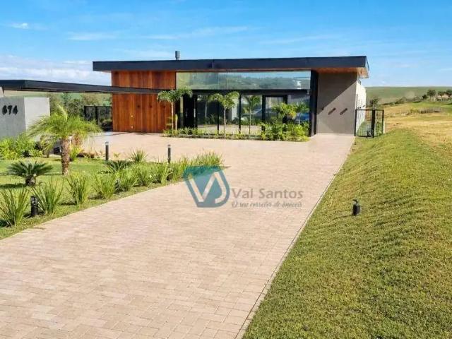 Casa / Sobrado para Venda em Sertanópolis/PR Centro 4 Quartos