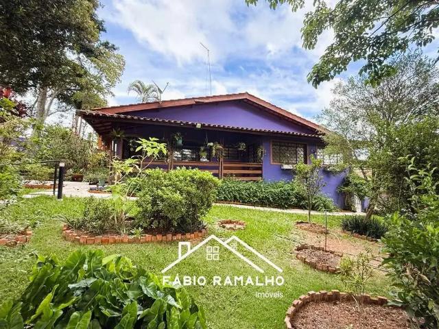 Casa / Sobrado para Venda em Serra Negra/SP Bosque das Arapongas 3 Quartos