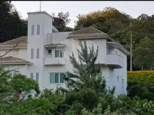 Casa / Sobrado para Venda em Serra Negra/SP Centro 4 Quartos