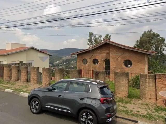 Casa / Sobrado para Venda em Serra Negra/SP Centro 2 Quartos