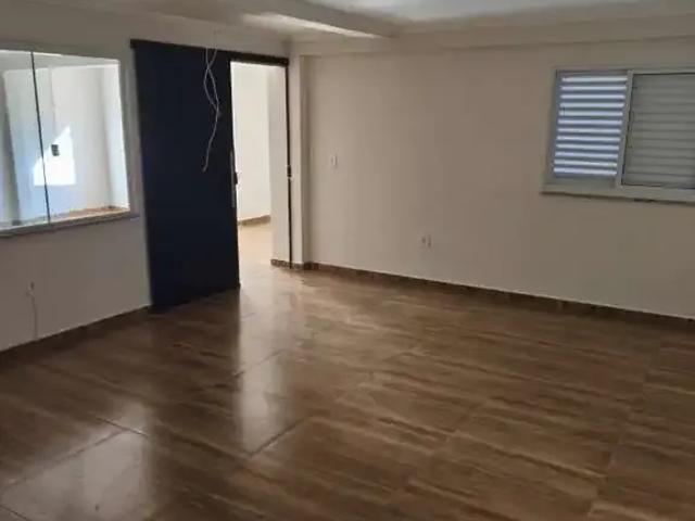 Casa / Sobrado para Venda em Serra Negra/SP Centro 3 Quartos
