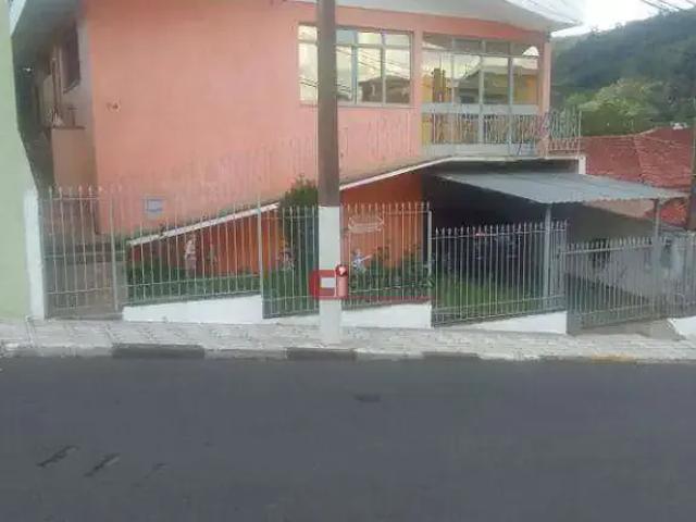 Casa / Sobrado para Venda em Serra Negra/SP Palmeiras 3 Quartos