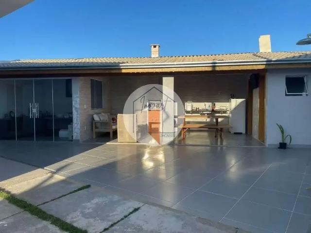 Casa / Sobrado para Venda em Serra Negra/SP Bairro das Palmeiras 3 Quartos