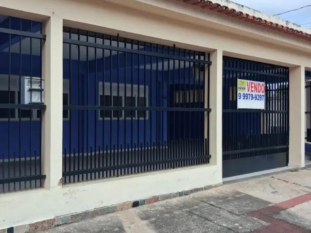 Casa / Sobrado para Venda em Serra/ES Mata da Serra 3 Quartos