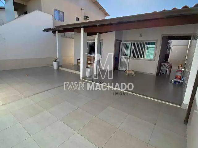 Casa / Sobrado para Venda em Serra/ES Morada de Laranjeiras 3 Quartos