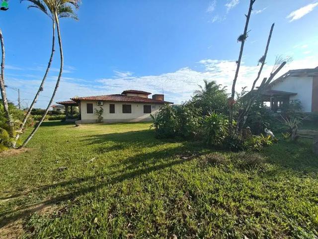 Casa / Sobrado para Venda em Serra/ES Nova Almeida Centro 3 Quartos