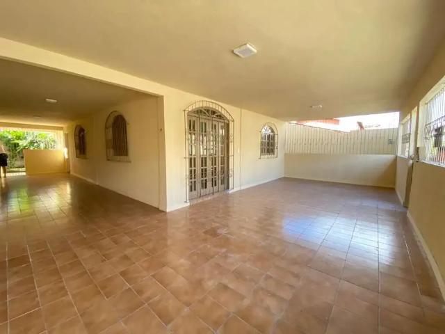Casa / Sobrado para Venda em Serra/ES Barcelona 3 Quartos